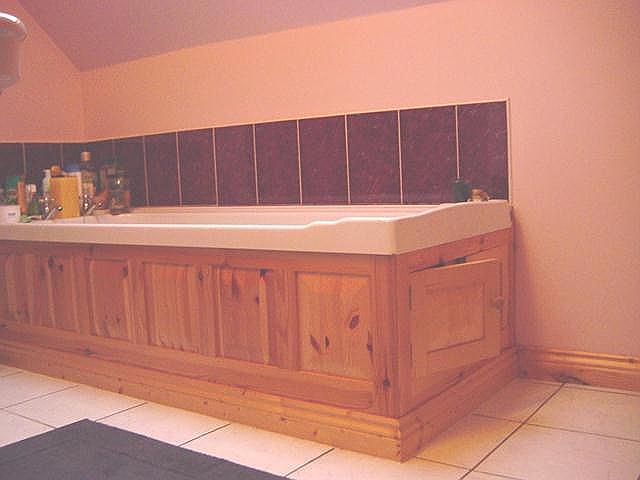 Bathroom – Hamilton Custom Built Furniture & Fine Carpentry